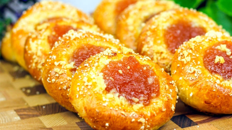 Ватрушки с секретом: стоит откусить, и все тайное станет явным - ГородЧе